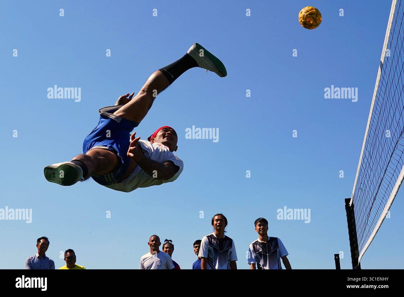 Sepak takraw usa hi-res stock photography and images - Alamy