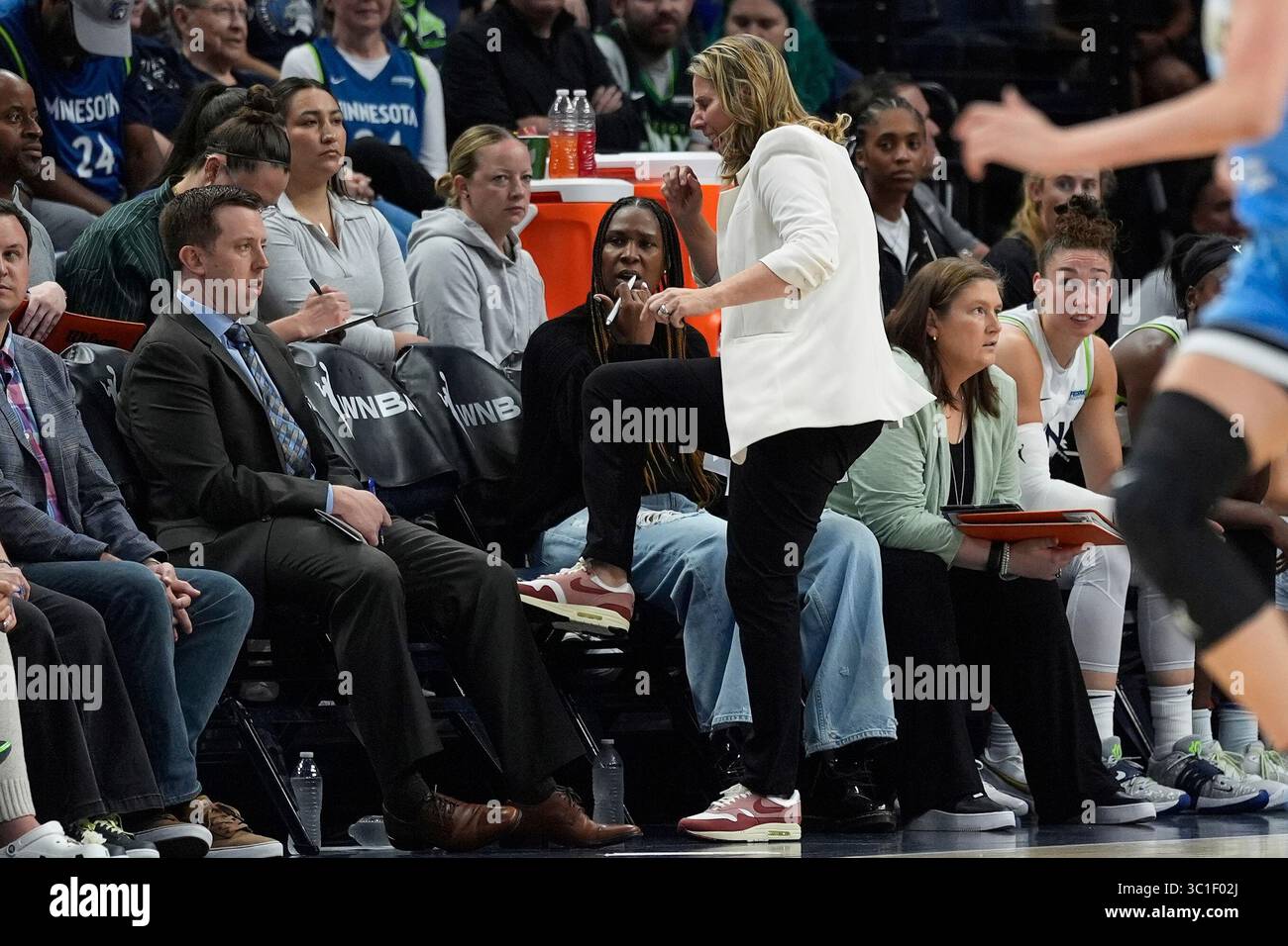 Minnesota Lynx head coach Cheryl Reeve, center, reacts during the first ...