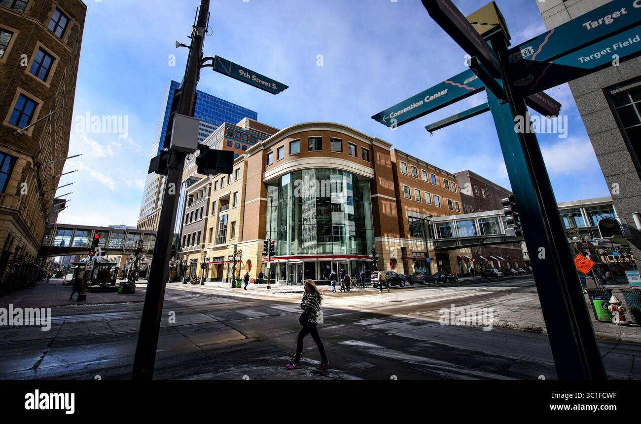 Nicollet mall target hi-res stock photography and images - Alamy
