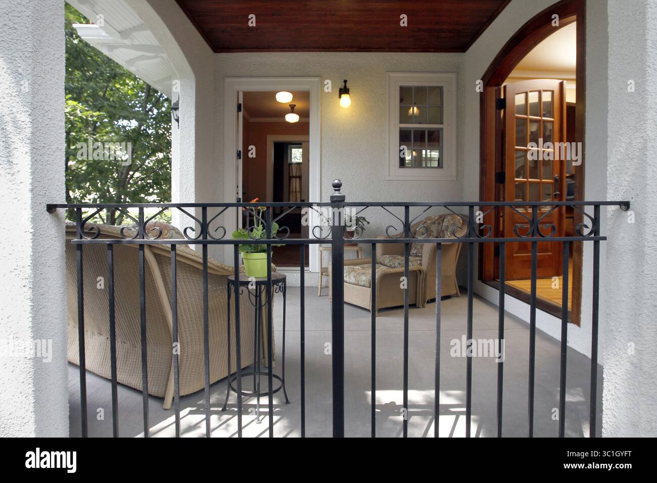 Slug powder hi-res stock photography and images - Alamy