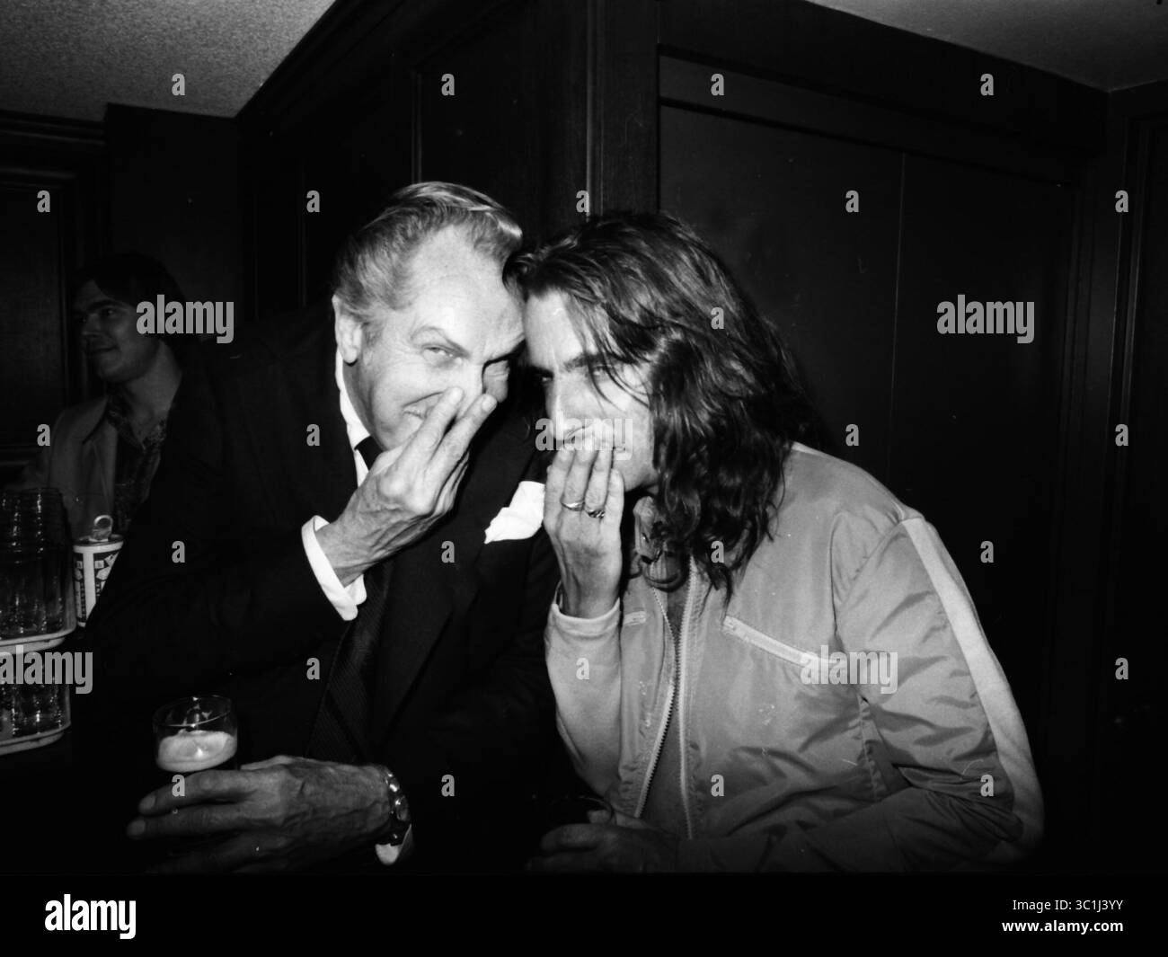 Vincent price and alice cooper hi-res stock photography and images - Alamy