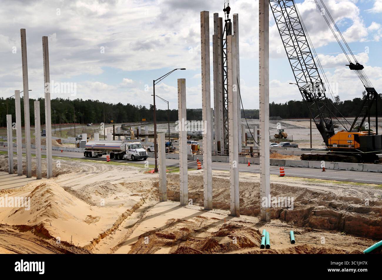 Florida construction turnpike hi-res stock photography and images - Alamy