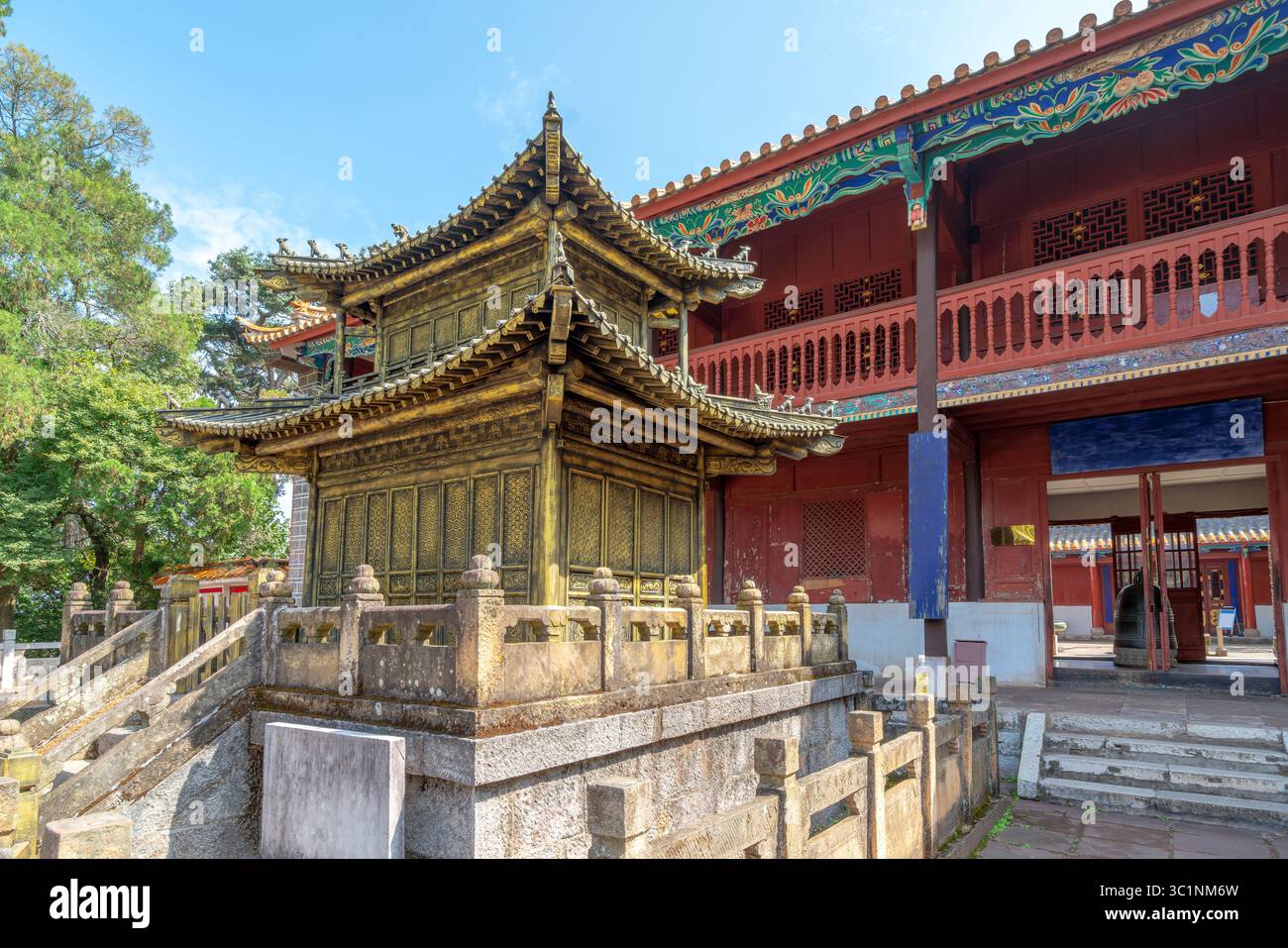 Cultural relics and historical sites hi-res stock photography and ...