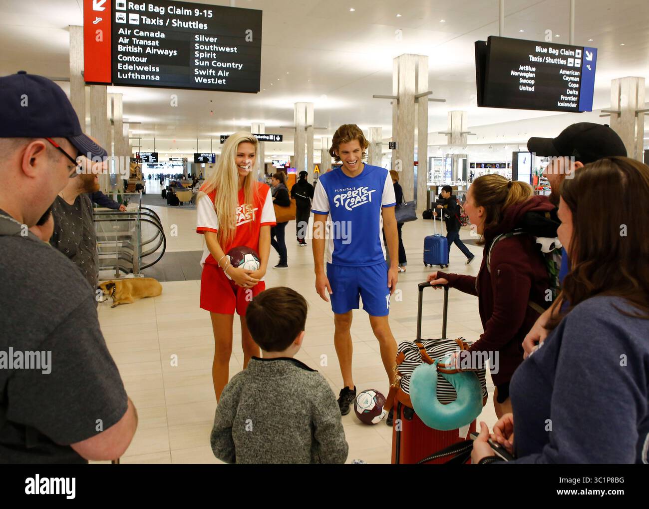 Pasco airport hi-res stock photography and images - Alamy