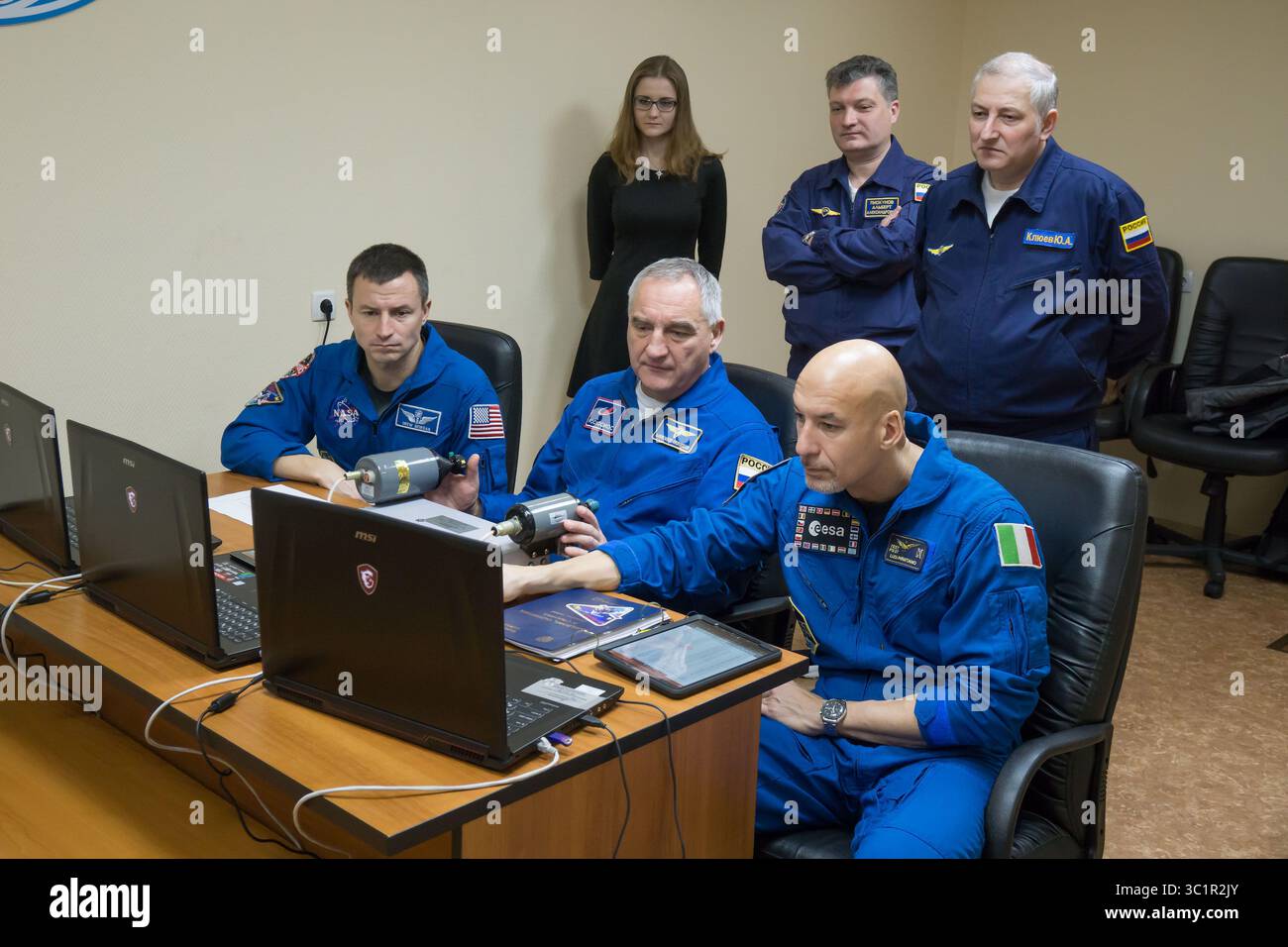 Launch and docking simulation hi-res stock photography and images - Alamy