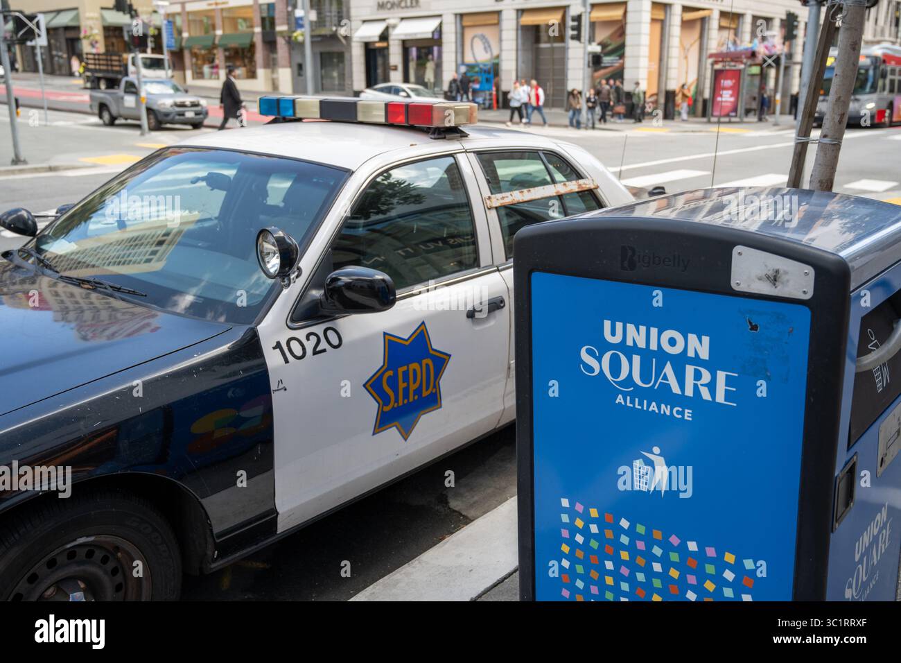 San Francisco Police Department cruiser parked beside Union Square ...