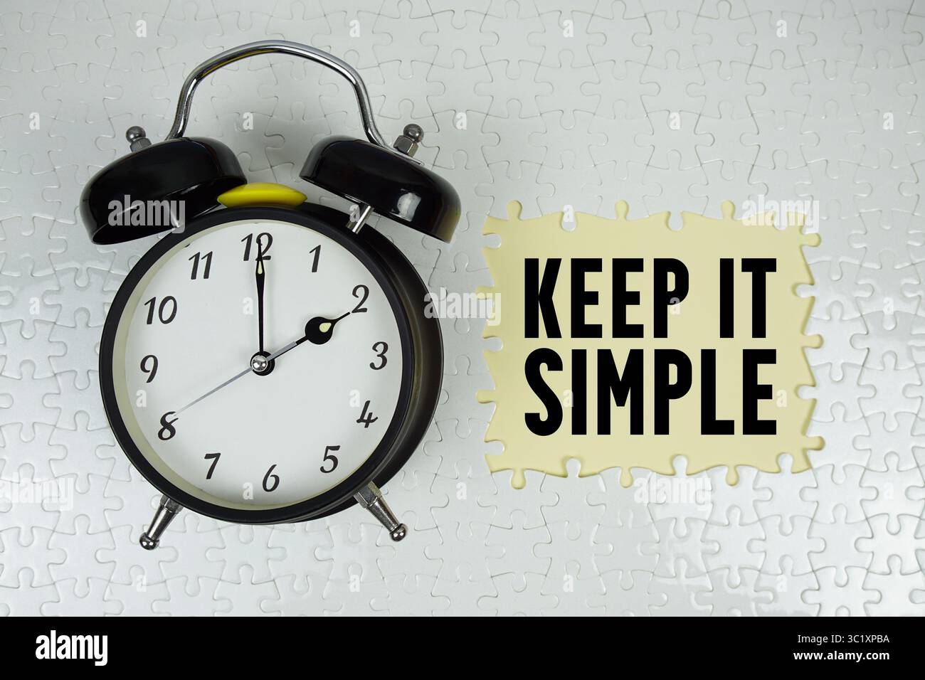 Innovation line icon simple hi-res stock photography and images - Alamy