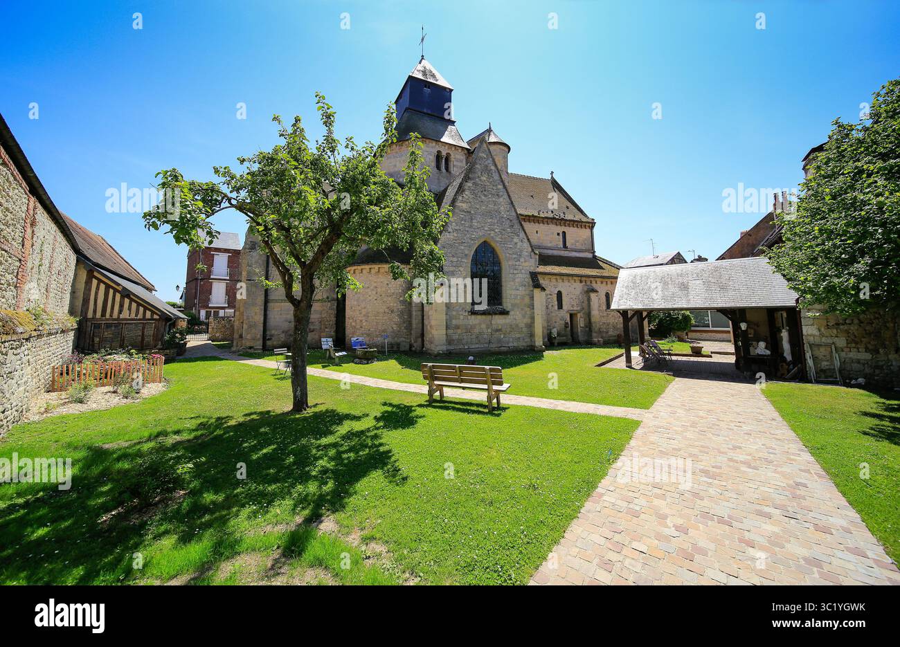 Medieval religious relic hi-res stock photography and images - Alamy