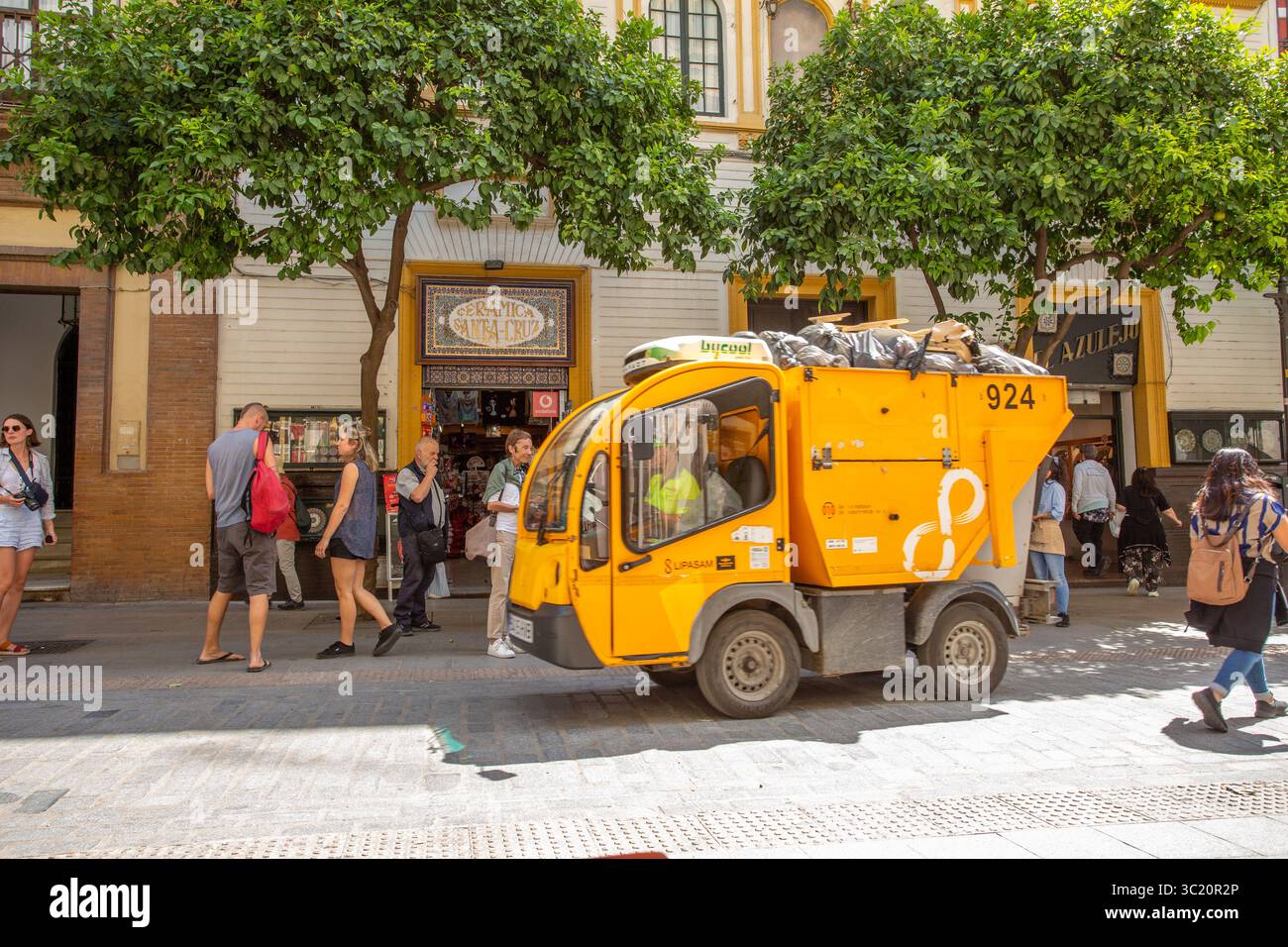 Refuge collection spain hi-res stock photography and images - Alamy