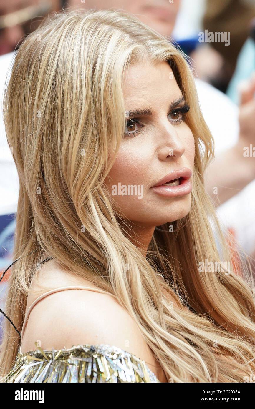 Jessica Simpson on stage for NBC Today Show Concert Series with Jessica ...