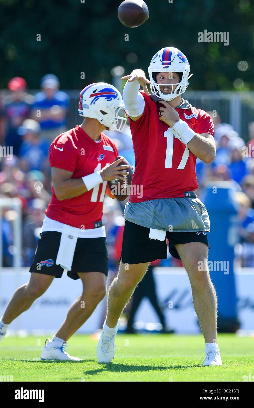Buffalo Bills quarterback Josh Allen (17) throws during practice at the ...
