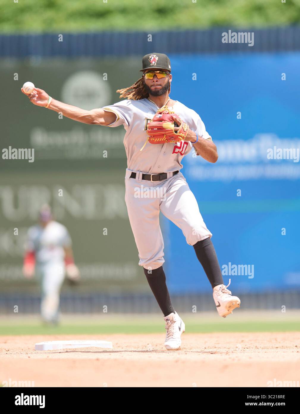 Rome Emperors second baseman Ambioris Tavarez (20) makes the turn on a ...