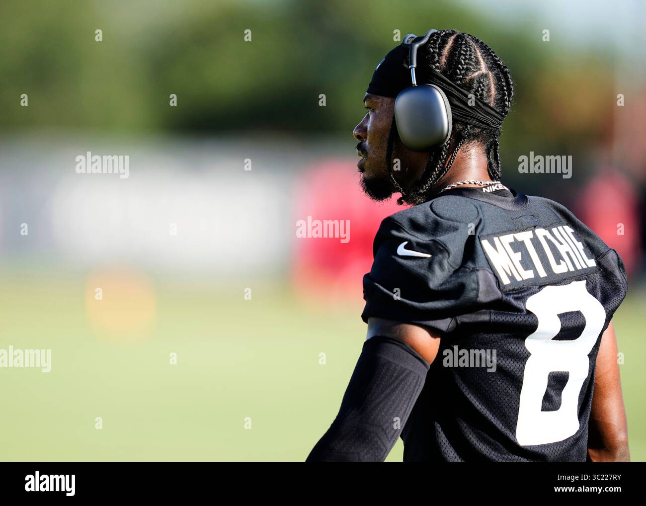 Houston Texans wide receiver John Metchie III (8) walks during the team ...