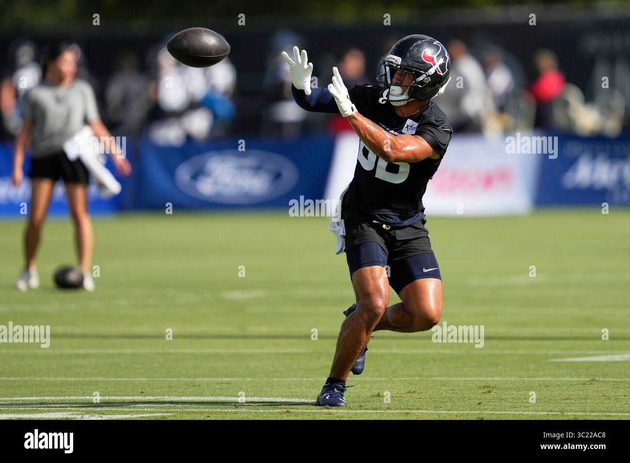 Houston Texans wide receiver Johnny Johnson III (88) works out during ...
