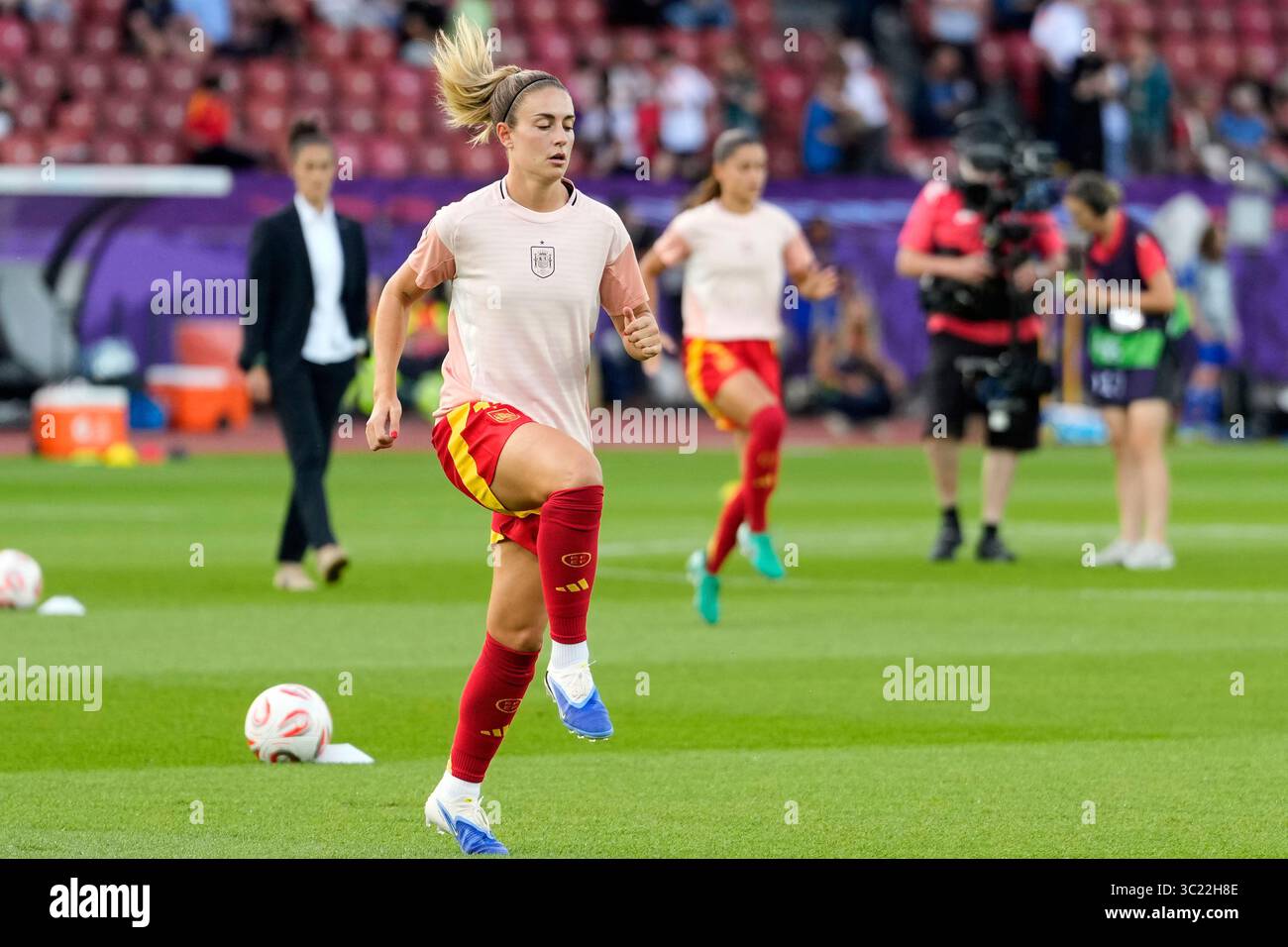 Spain's Alexia Putellas exercises during warmup before the Women's Euro ...