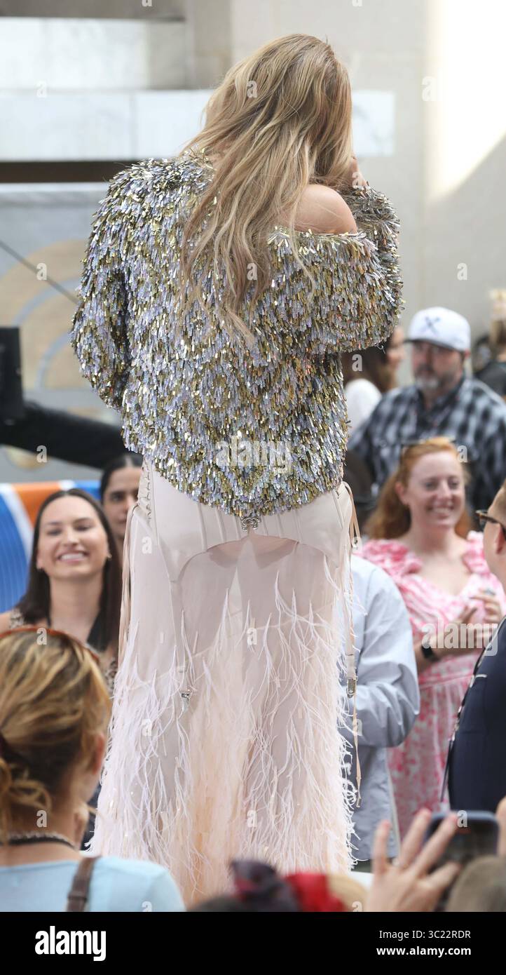 July 23, 2025, New York, New York, USA: Singer JESSICA SIMPSON seen on ...