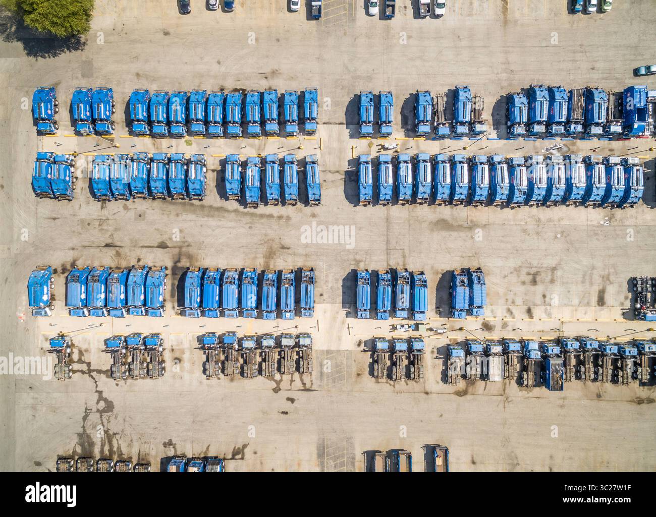 Birds eye view over garbage hi-res stock photography and images - Alamy