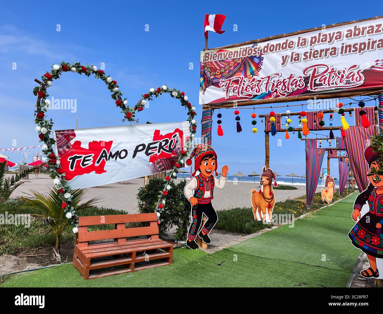 Felices fiestas patrias peru hi-res stock photography and images - Alamy