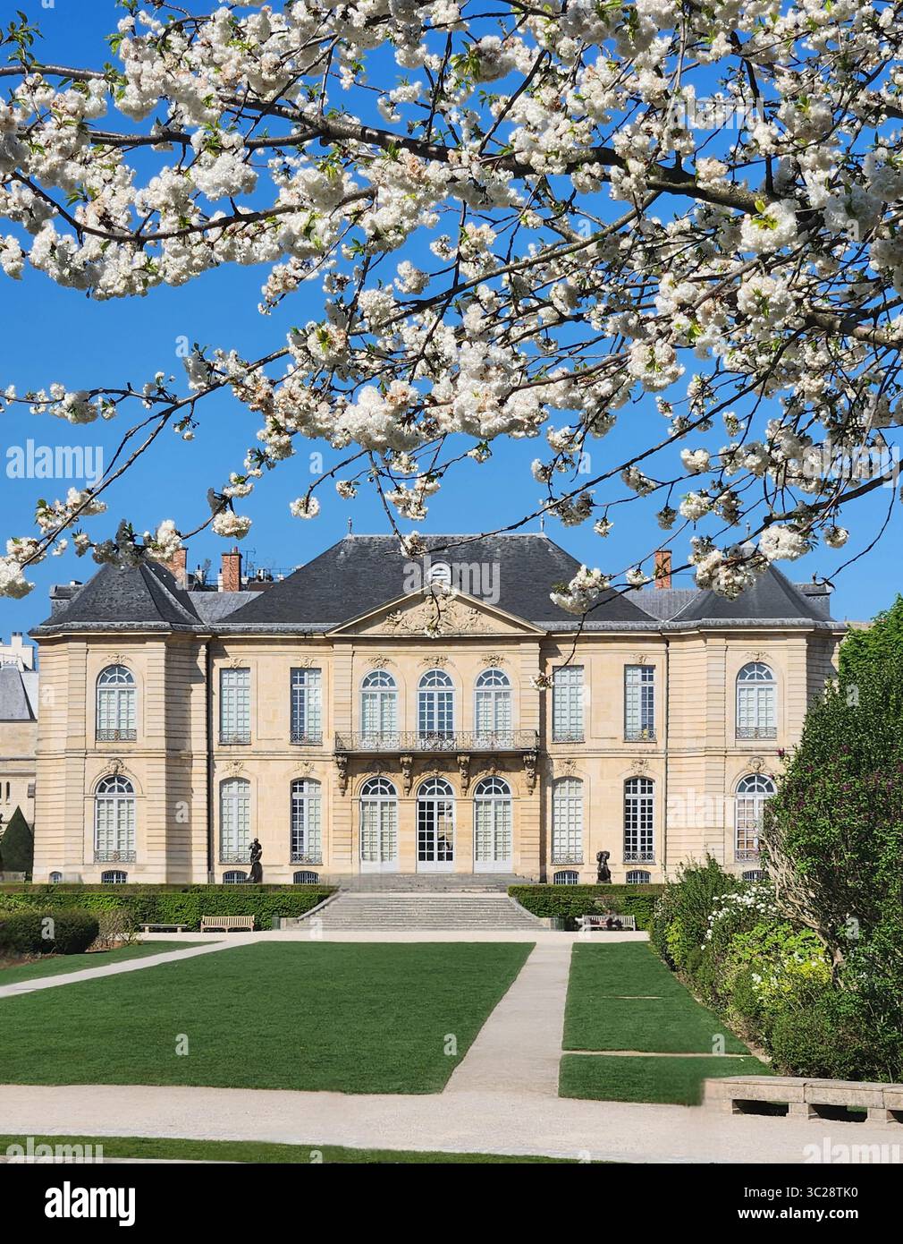 Auguste rodin museum hi-res stock photography and images - Alamy