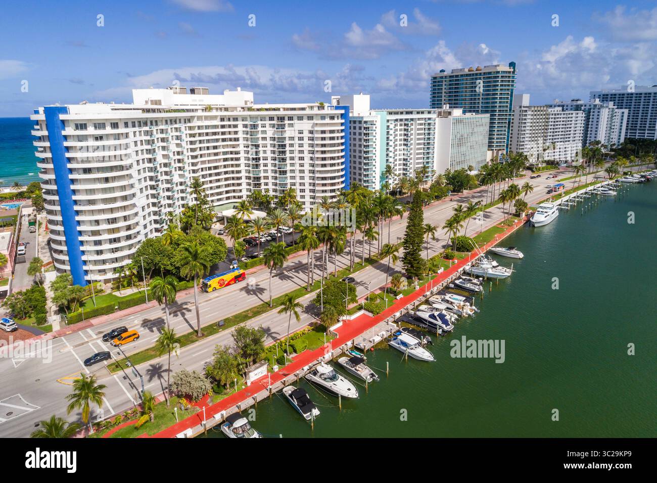 5200 block collins avenue hi-res stock photography and images - Alamy