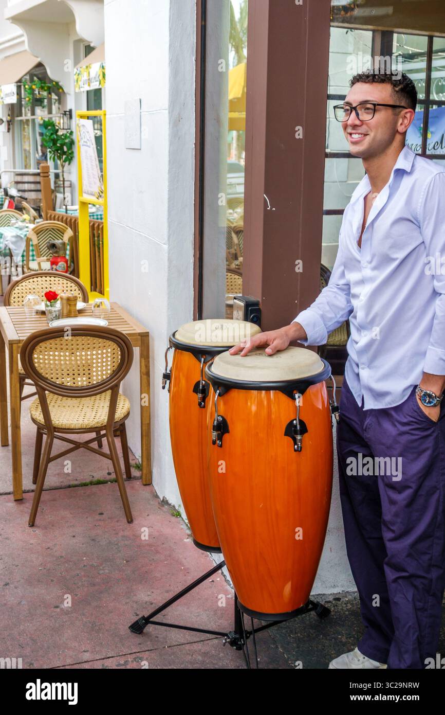 Casa cubana hi-res stock photography and images - Alamy