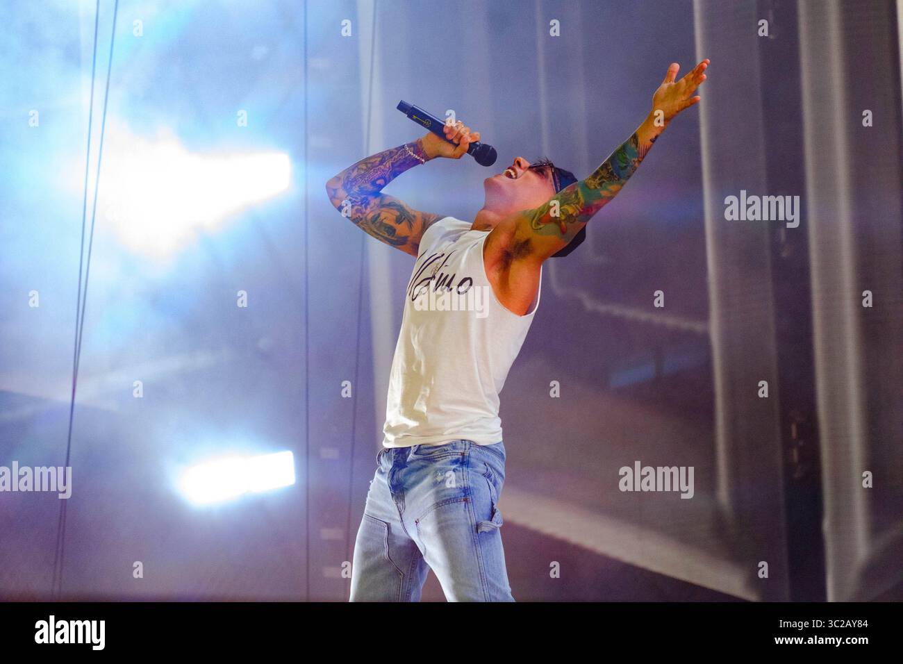 Music Concert - Ultimo - Ultimo Stadi 2025 La Favola Continua Ultimo ...