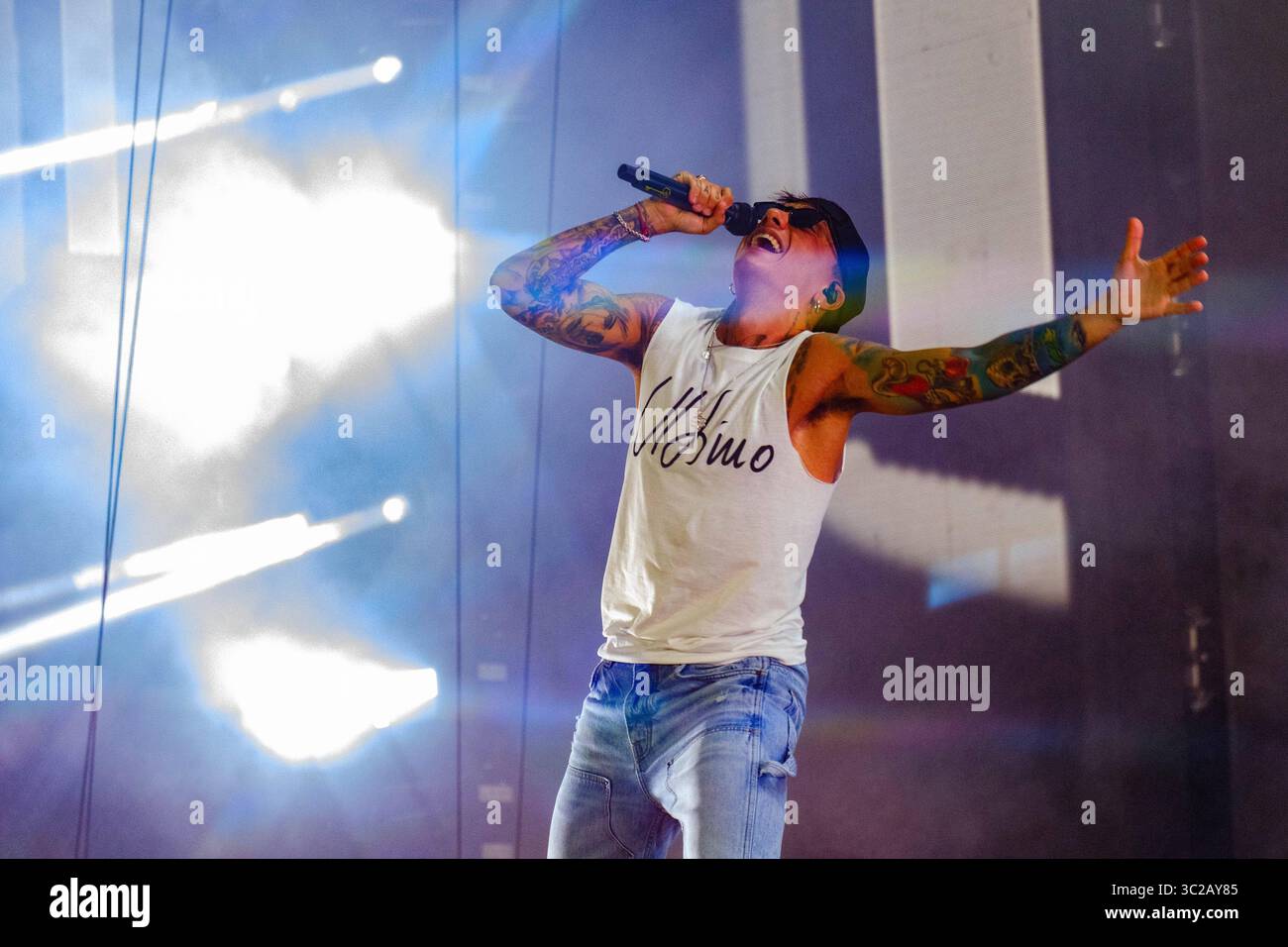 Music Concert - Ultimo - Ultimo Stadi 2025 La Favola Continua Ultimo ...