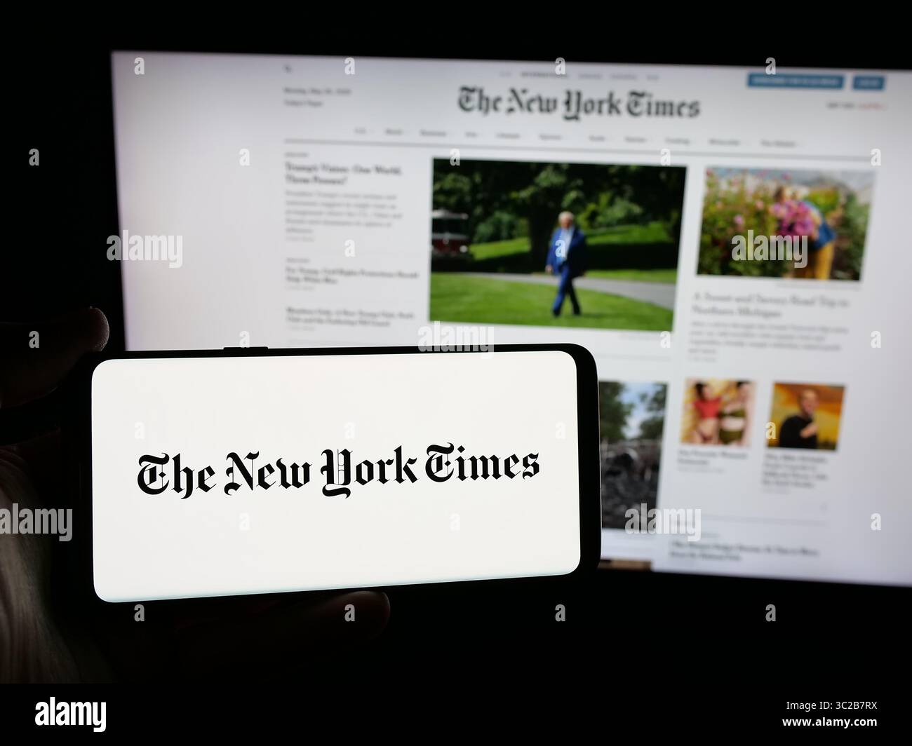 Nyt business company logo hi-res stock photography and images - Alamy