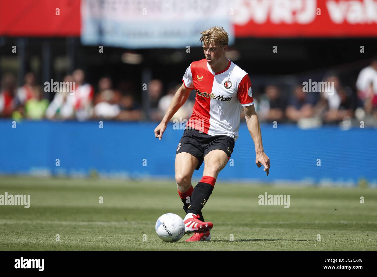 ROTTERDAM - Jan Plug of Feyenoord during the practice match between ...