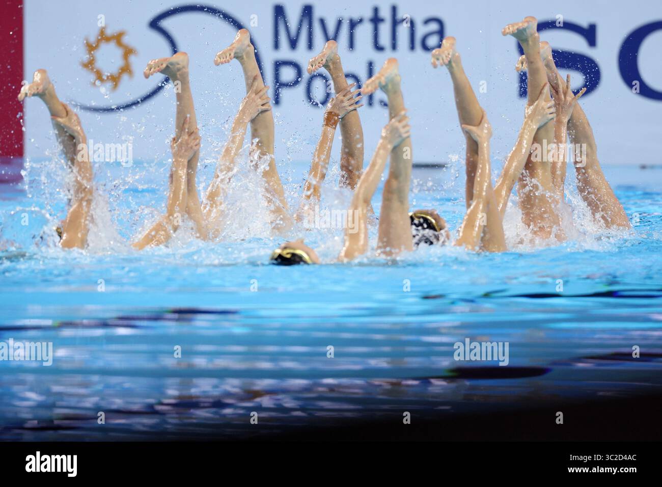 Chinas synchronized swimming team technical self selection gold medal ...
