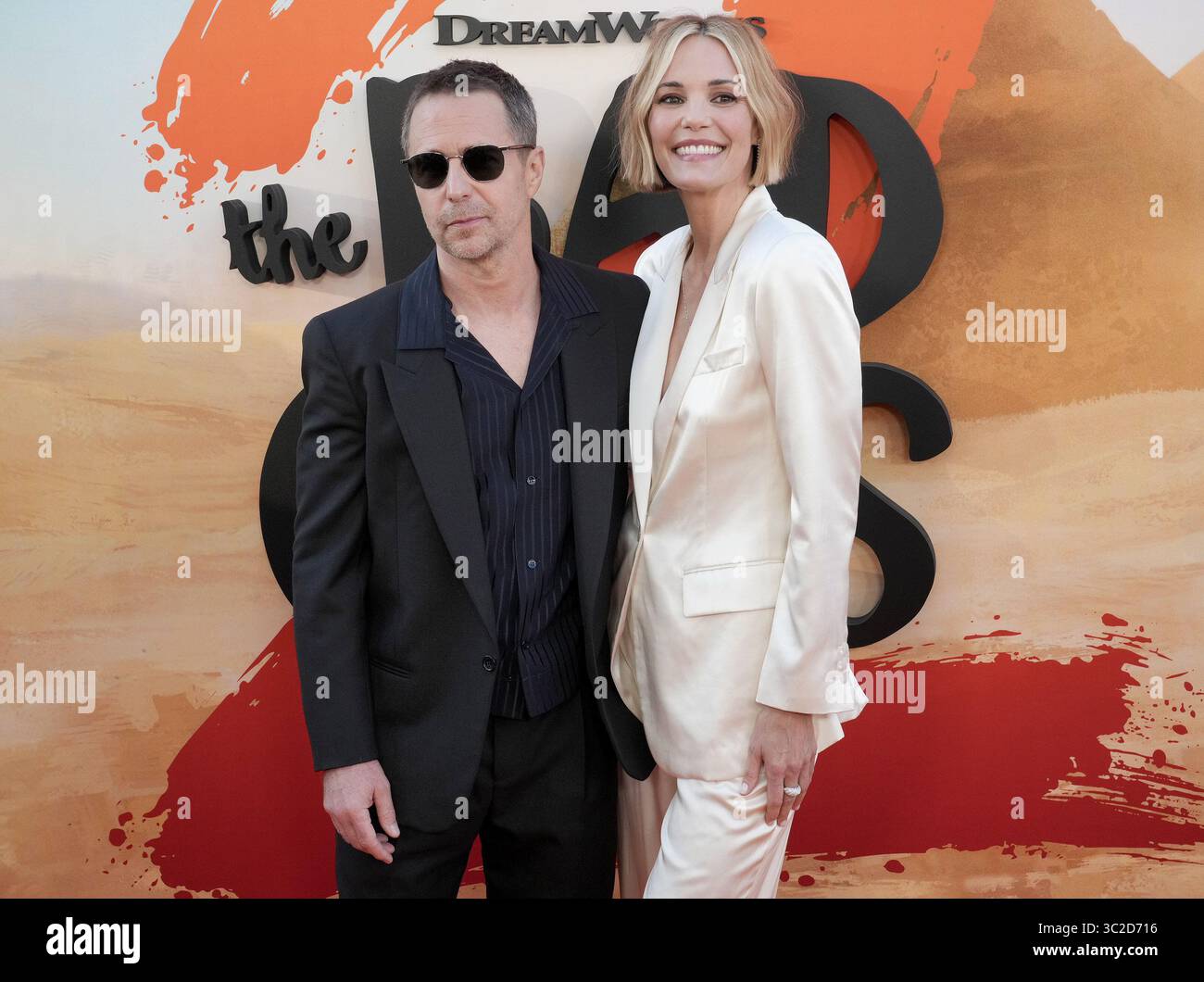 (L-R) Sam Rockwell and Leslie Bibb at the Universal Pictures' "THE BAD ...