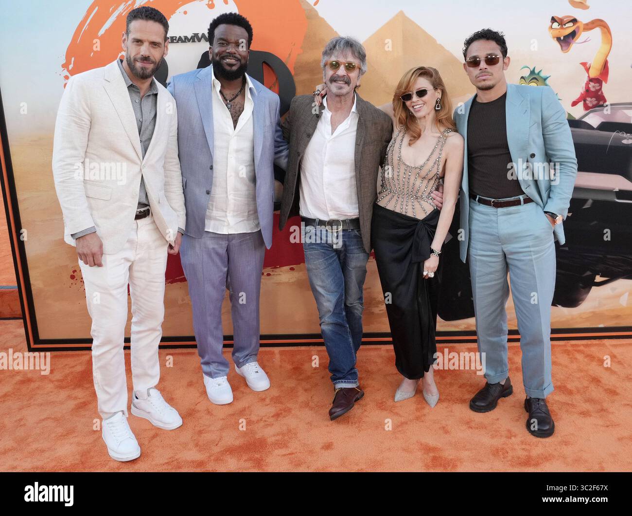 (L-R) Pierre Perifel, Craig Robinson, Marc Maron, Natasha Lyonne and ...