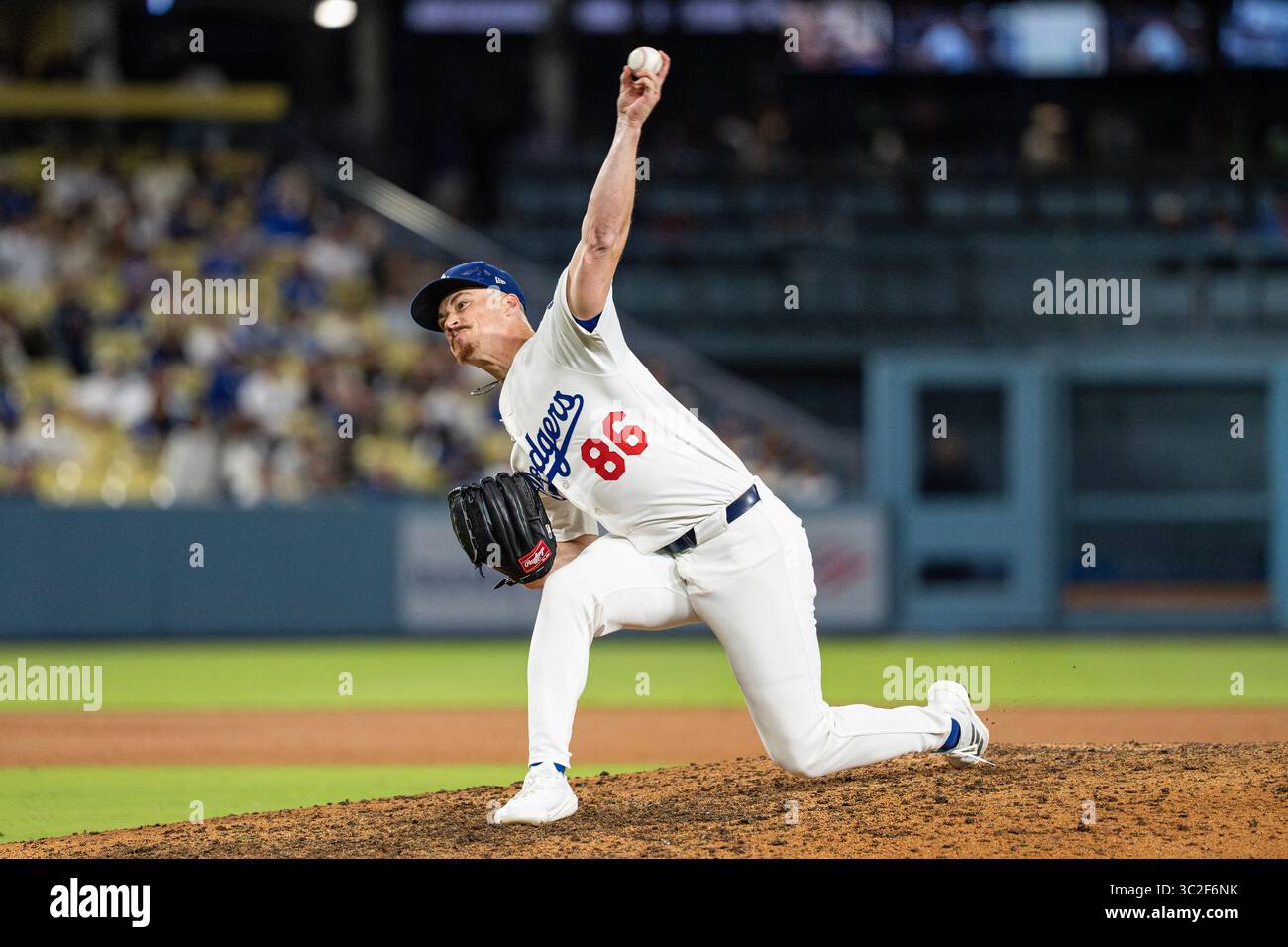 Los Angeles Dodgers pitcher Jack Dreyer (86) throws during a MLB game ...