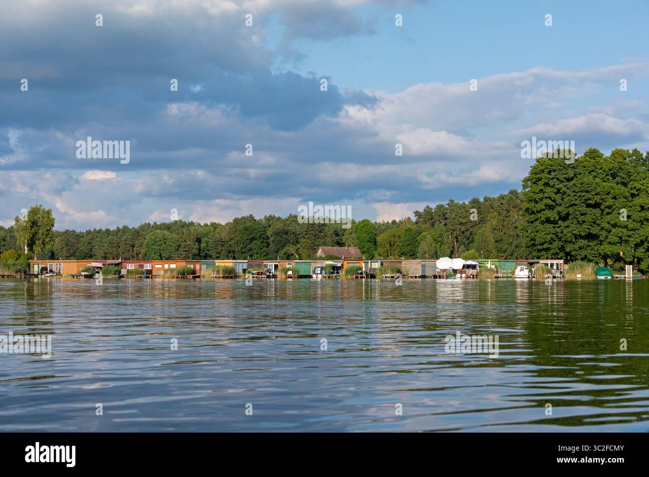 Boat houses, holiday homes, Lake Leppin, Rechlin, Mecklenburg Lakes ...
