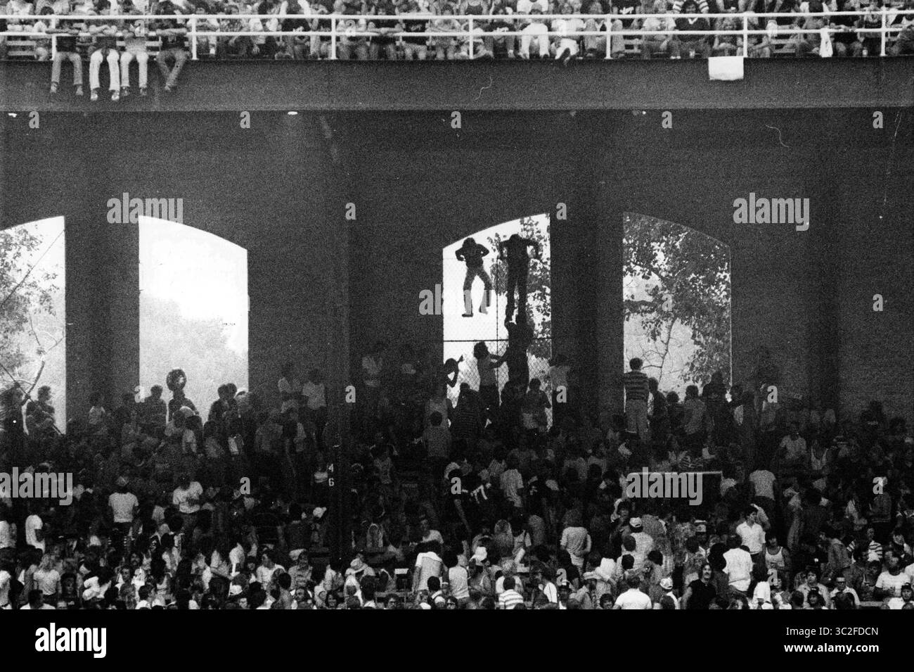 Disco demolition night chicago hi-res stock photography and images - Alamy
