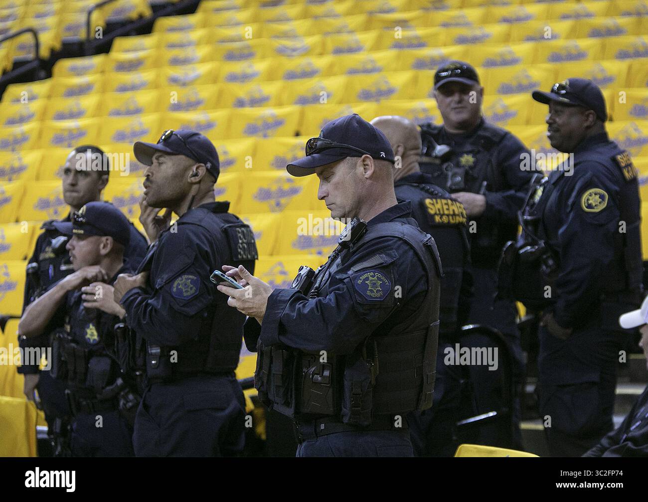 Alameda county sheriff department hi-res stock photography and images ...