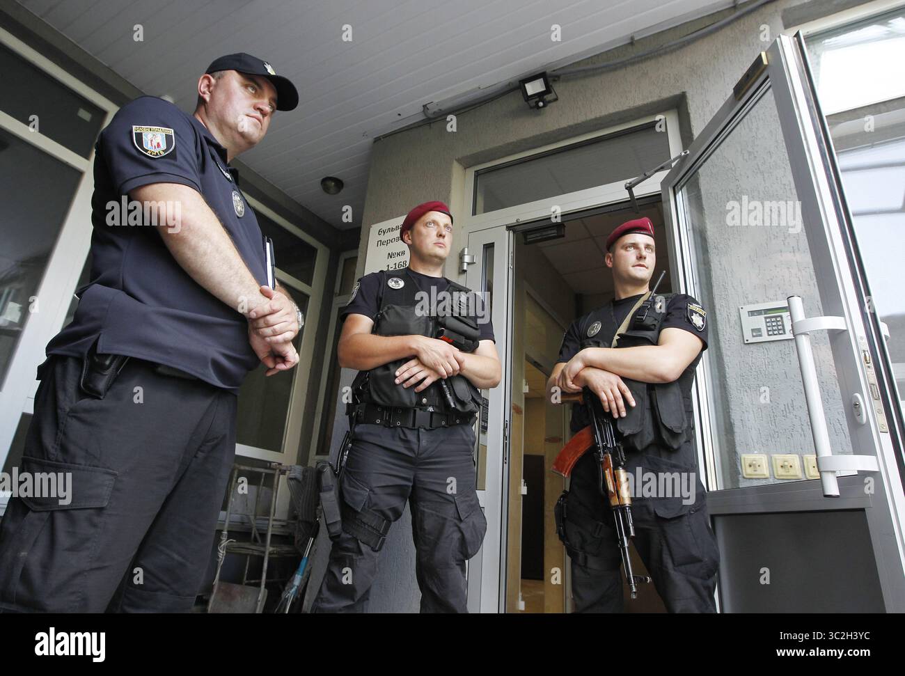 Firearm injury hi-res stock photography and images - Alamy