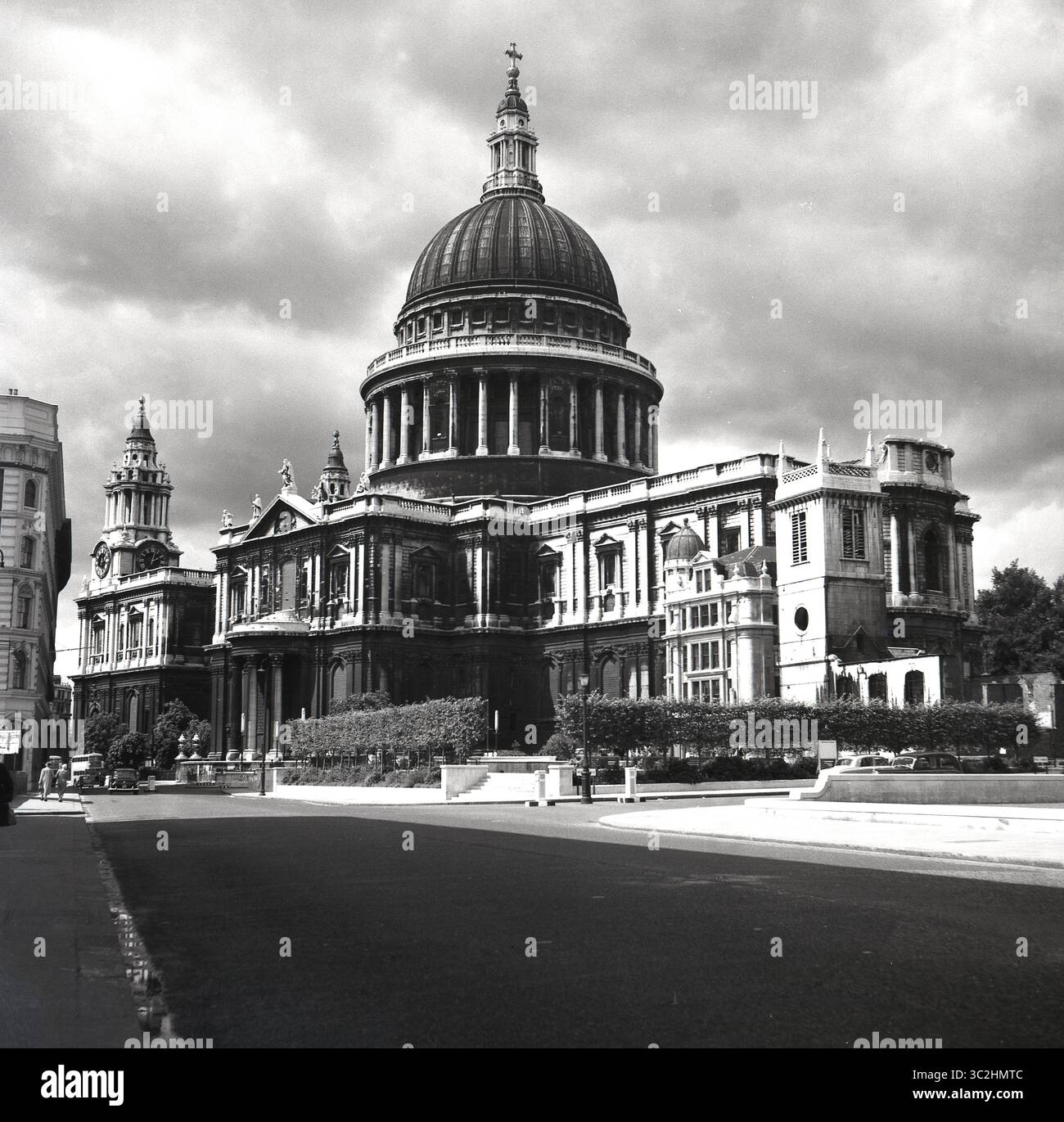 Soot 1950s hi-res stock photography and images - Alamy