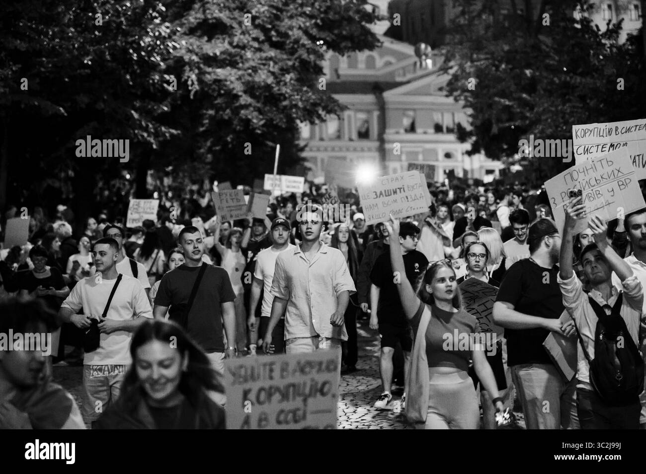 Ukraine protest crowd Black and White Stock Photos & Images - Alamy
