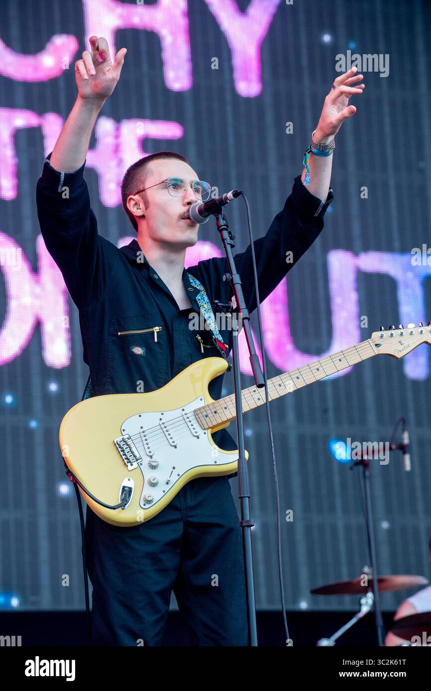 Tomás Phipps, also known as Archy the rock band Archy and the ...