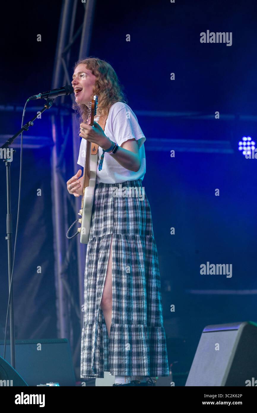 The lead singer of the band Grain Mother is Alice Robbins performing ...
