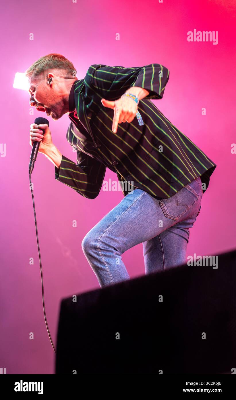Charles Richard Wilson (Ricky Wilson) , lead singer of the Kaiser ...