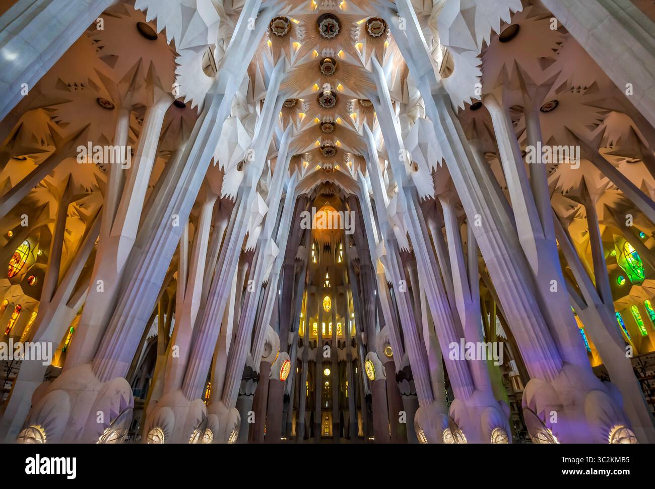 The Majestic Grand Nave and Altar of Antoni Gaudi's Sagrada Familia ...