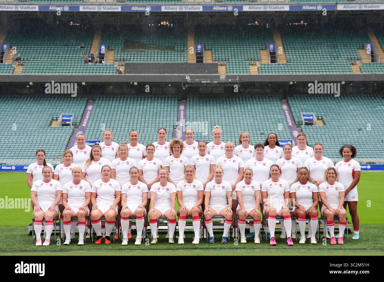 (back row) England's Kelsey Clifford, Emma Sing, Maddie Feaunati, Lilli ...