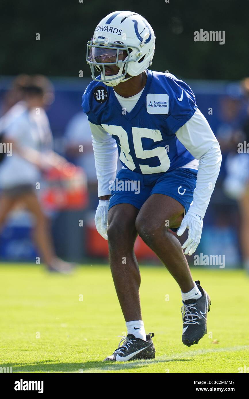 Indianapolis Colts cornerback Johnathan Edwards (35) runs a drill ...