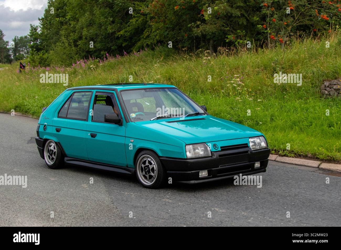 Tdi 105 start stop hi-res stock photography and images - Alamy