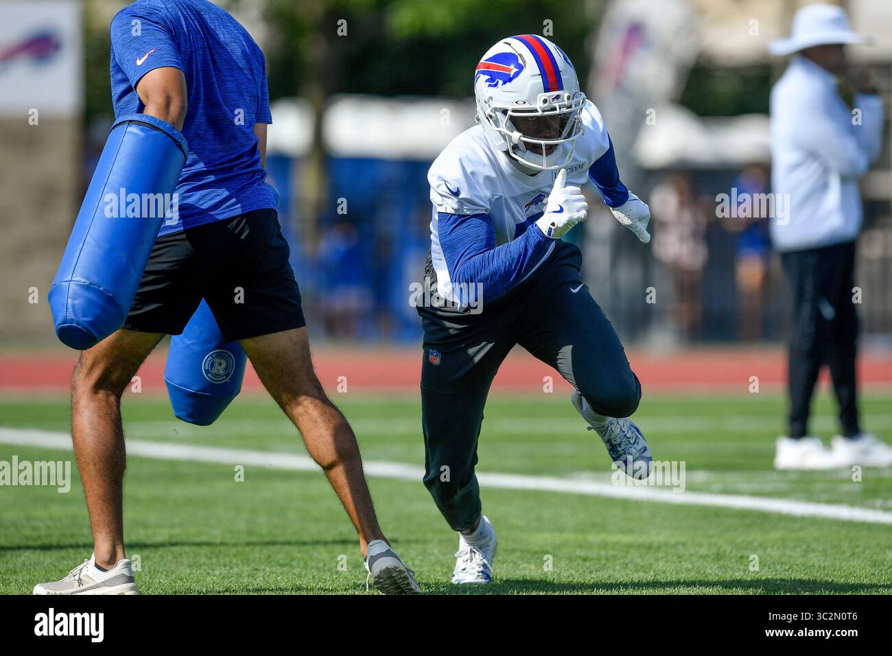 Buffalo Bills wide receiver Joshua Palmer (5) runs a drill during ...