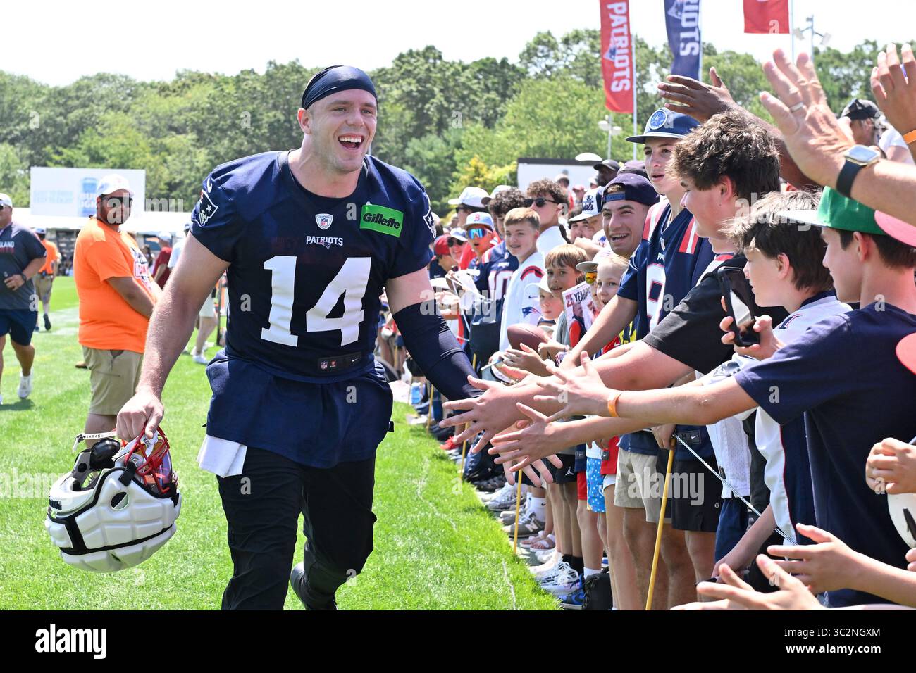 Jul 24, 2025; Foxborough, MA, USA; New England Patriots linebacker Robert Spillane (14) runs the ...