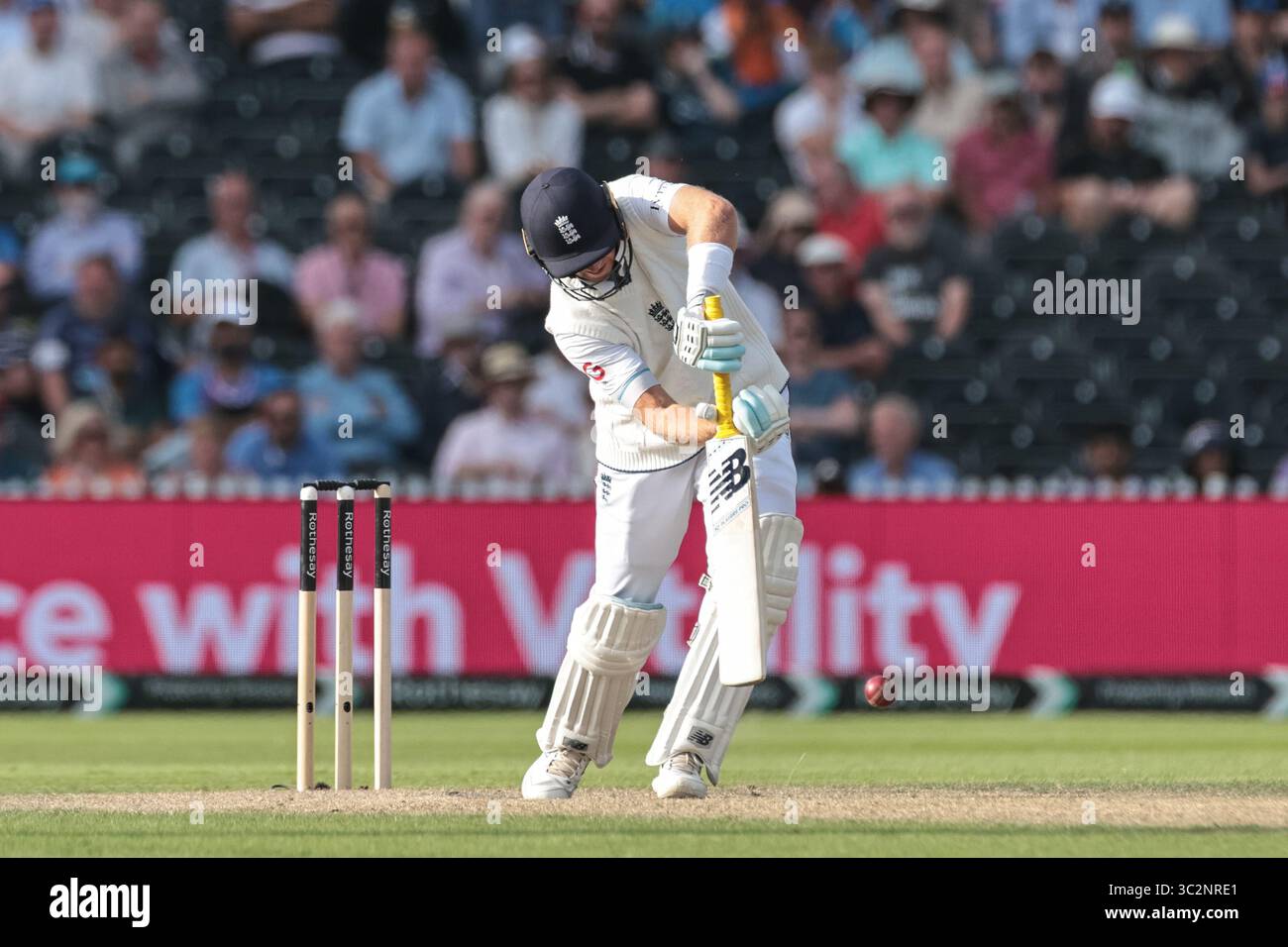 Joe Root of England hits a four (4) during the 4th Rothesay Test Match ...