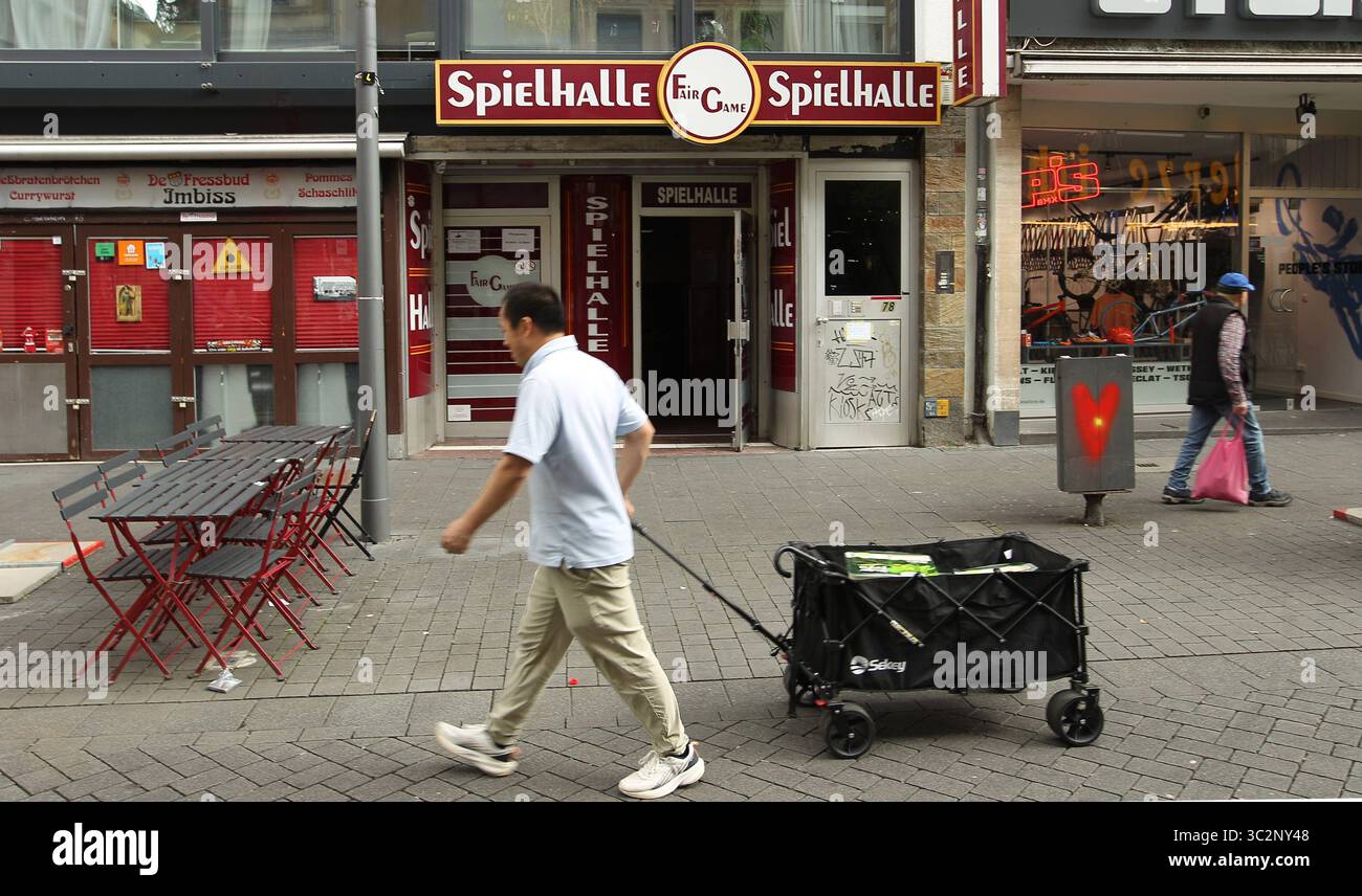 RECORD DATE NOT STATED Spielhalle Fair Game im Eigelstein. Köln ...